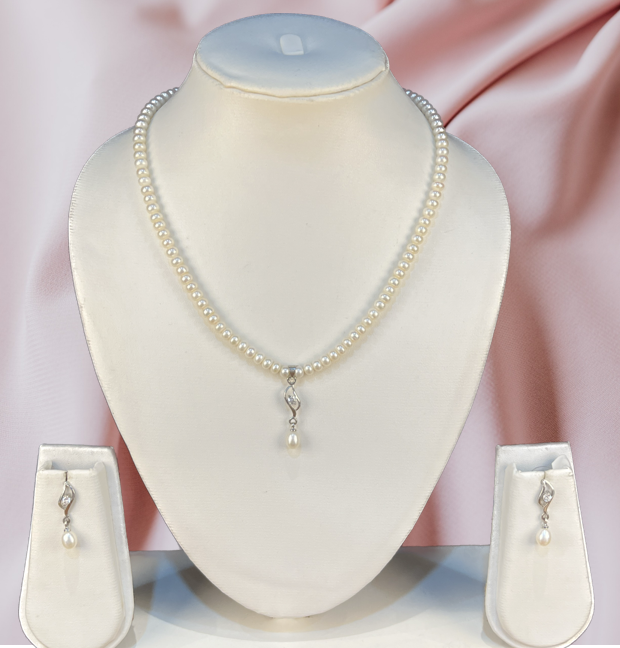 Cutesy Small Pearl Necklace Sets with Pendant – My Pearls